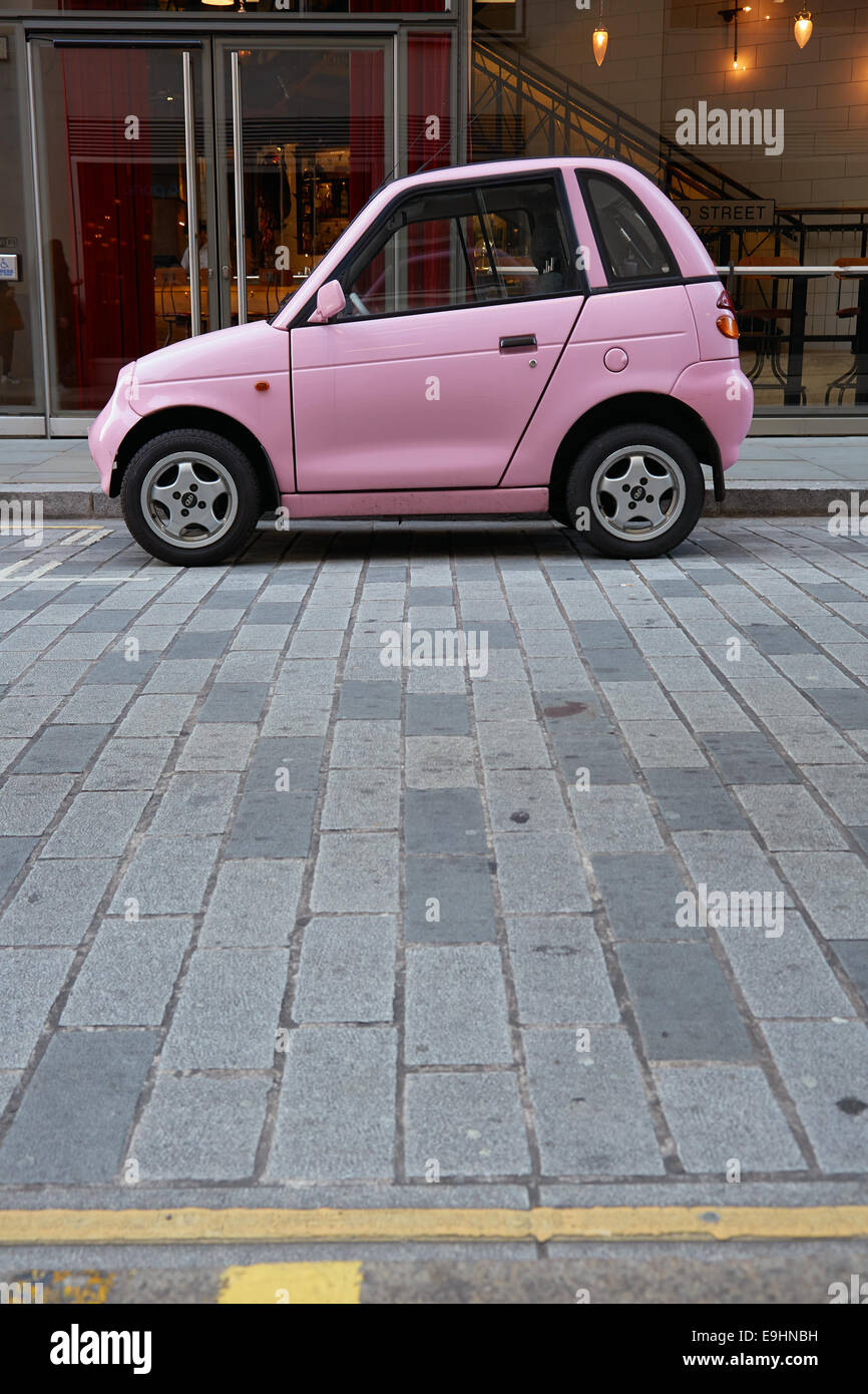 Gwiz hi-res stock photography and images - Alamy