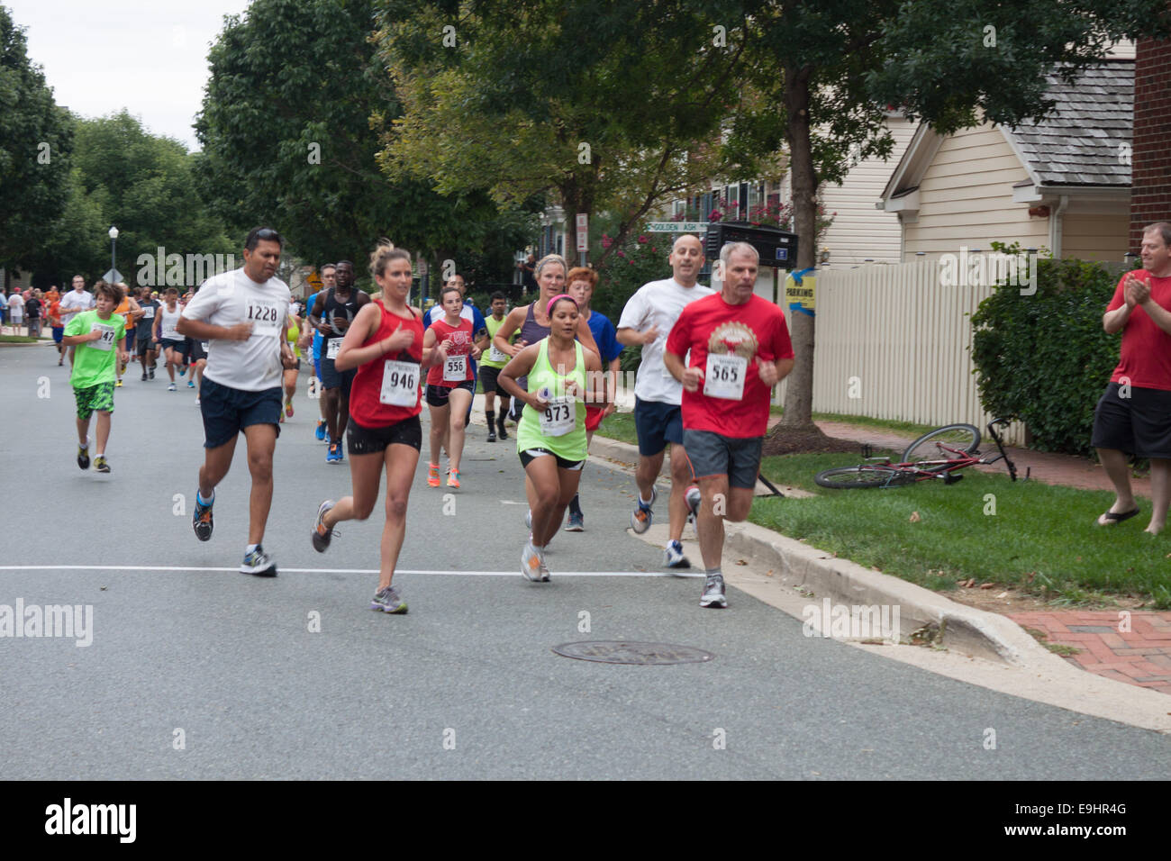 Kentlands/Lakelands 5K Race Stock Photo - Alamy