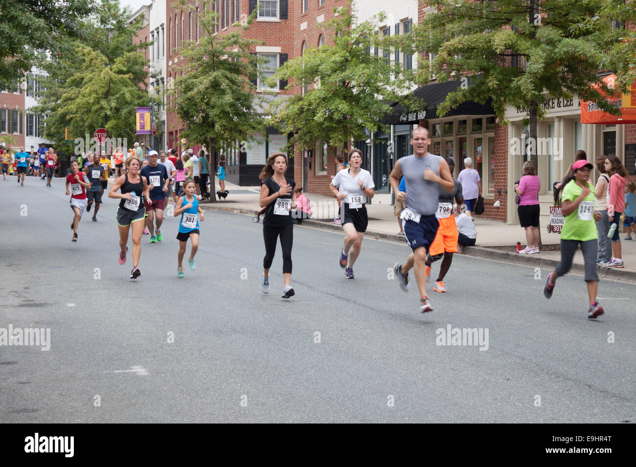 Kentlands/Lakelands 5K Race Stock Photo - Alamy