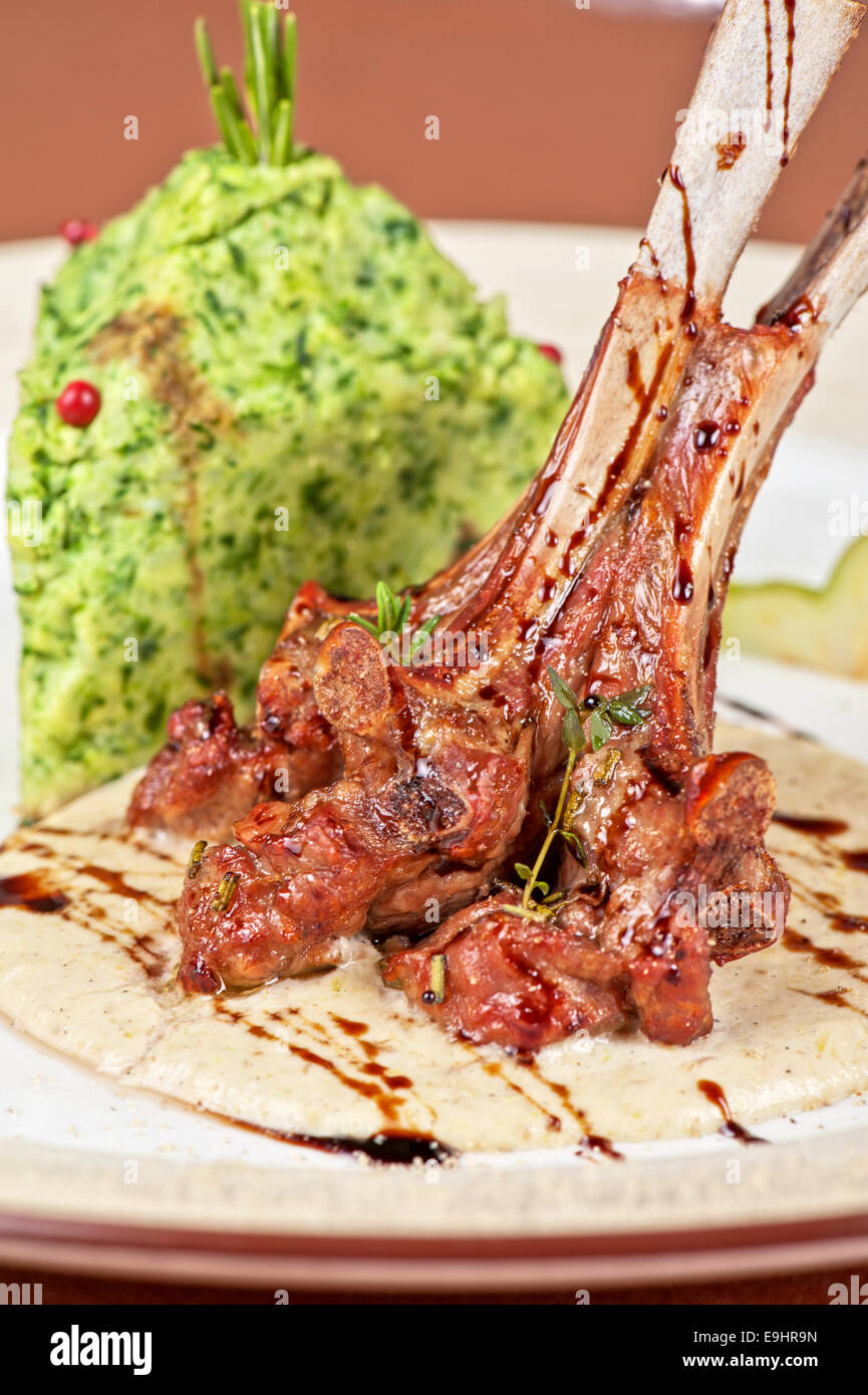 Meat grilled rack veal ribs hi-res stock photography and images - Alamy