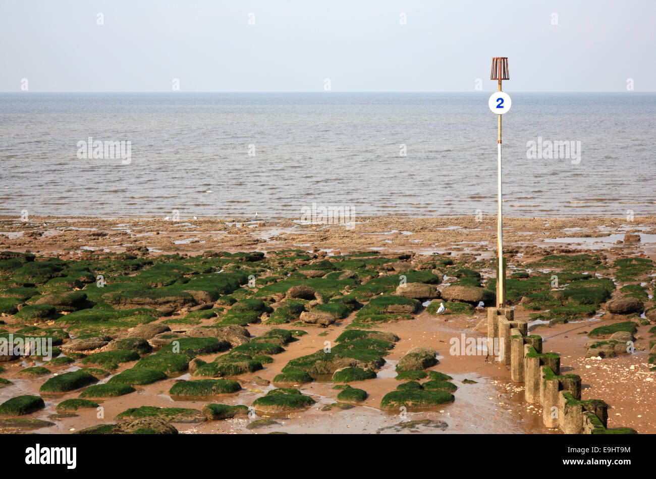 Seaside groyne marker hi-res stock photography and images - Alamy