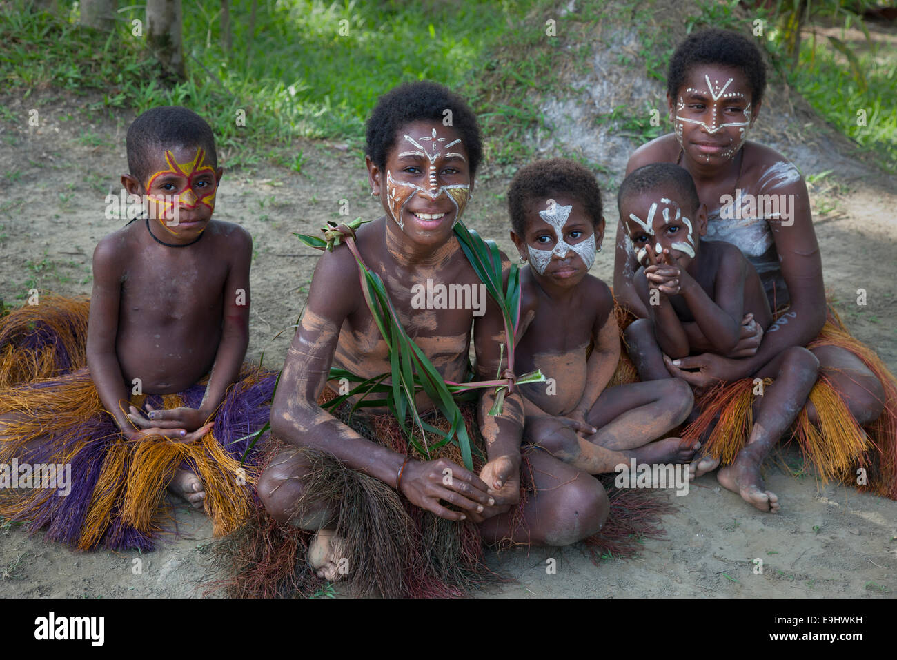 Papua new guinea tribe hi-res stock photography and images - Alamy