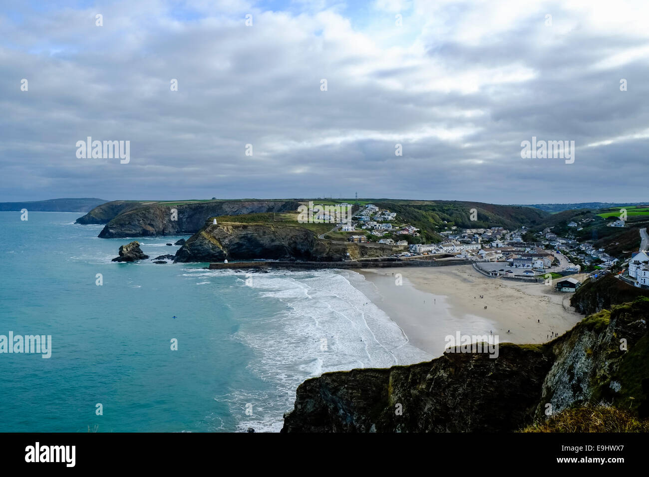 Portreath harbor hi-res stock photography and images - Alamy