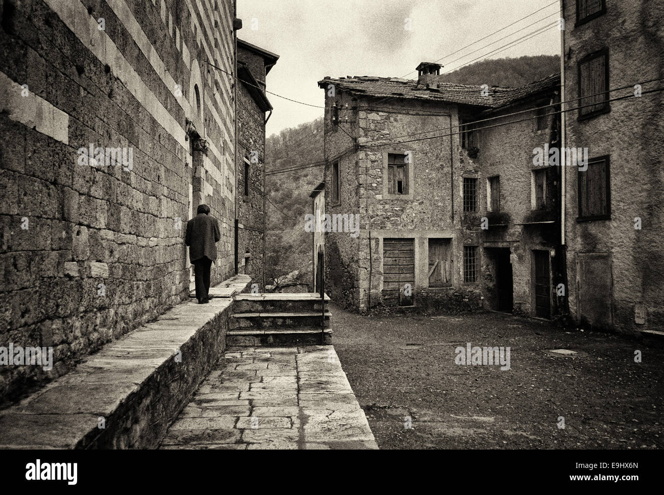 Serchio valley hi-res stock photography and images - Alamy