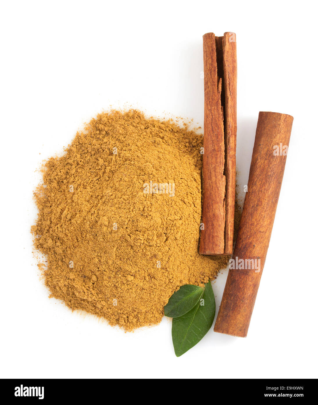 cinnamon sticks and powder isolated on white background Stock Photo - Alamy