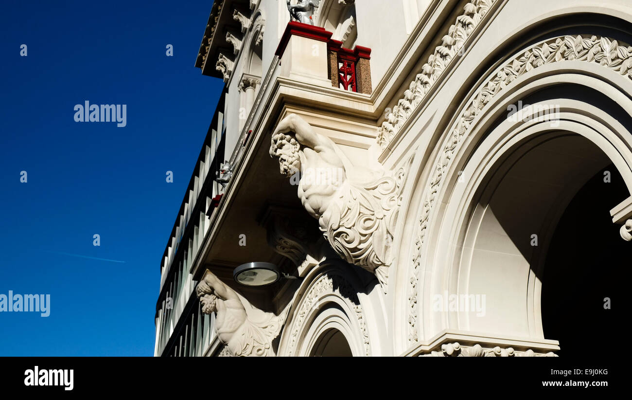 Atlas telamons hi-res stock photography and images - Alamy