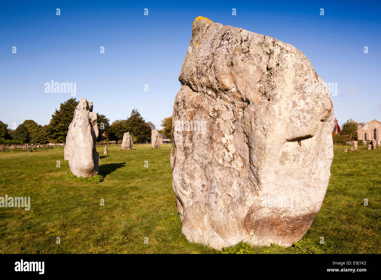 Prehistoric stone structures hi-res stock photography and images - Alamy