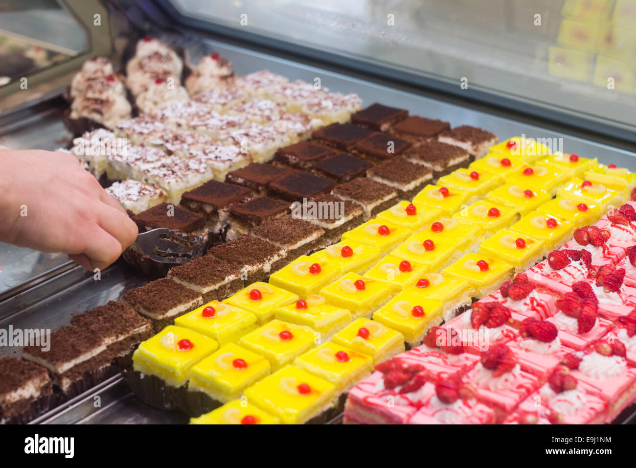 selling pastry desserts cake confection confectionery sweets Italian ...