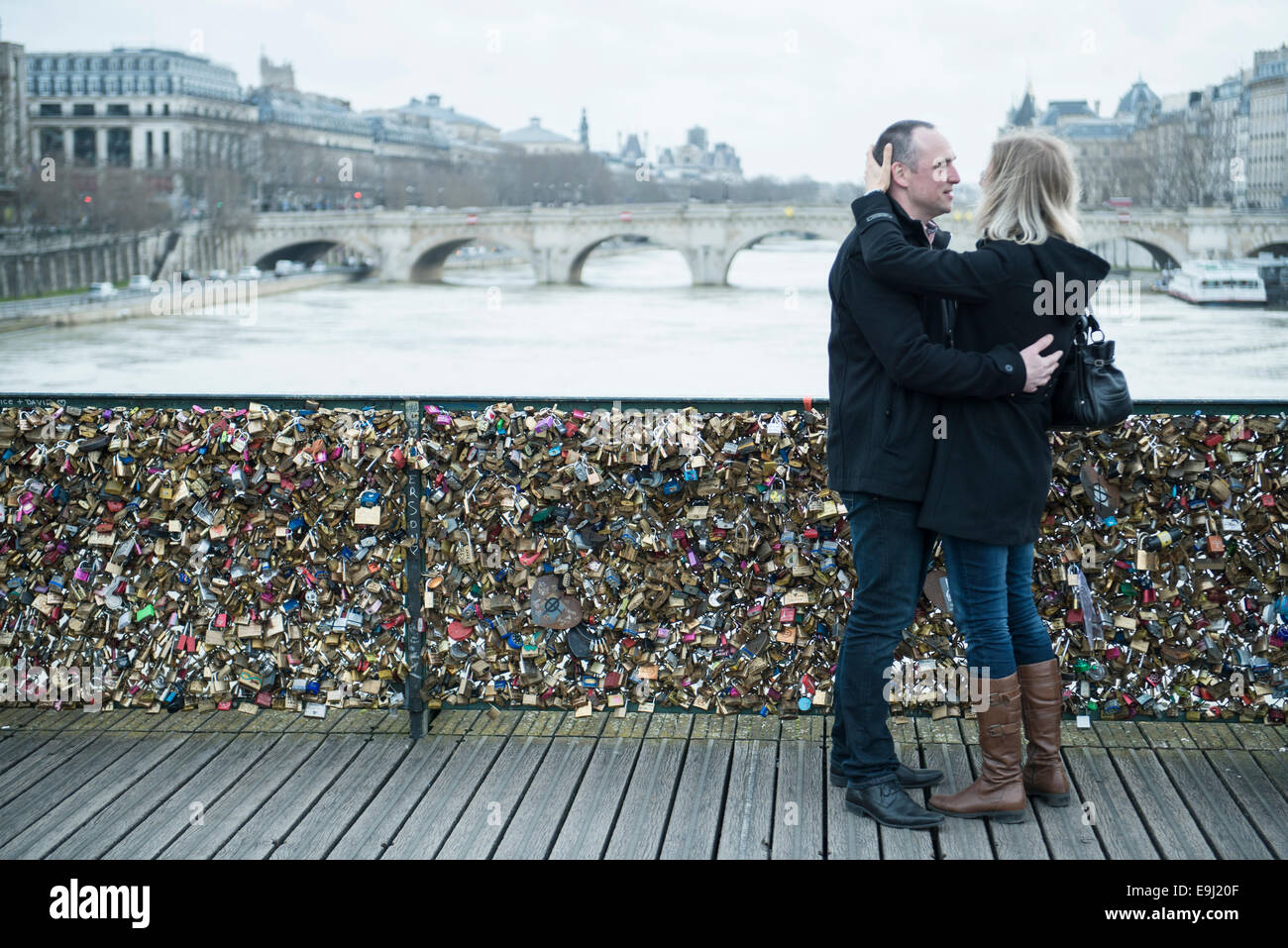 City scenes of Paris by daylight on valentines day Stock Photo - Alamy