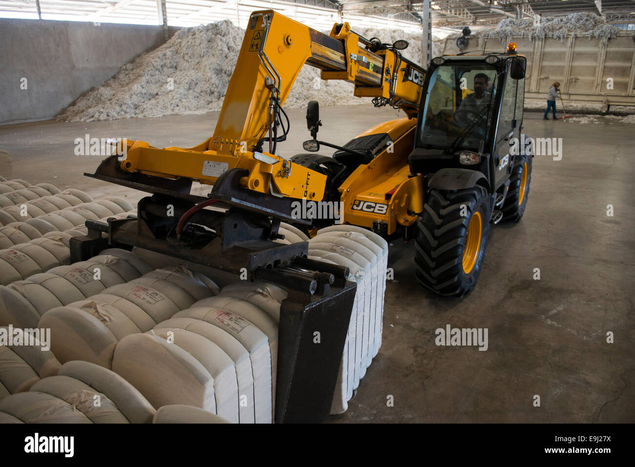 Cotton ginning mill hi-res stock photography and images - Alamy