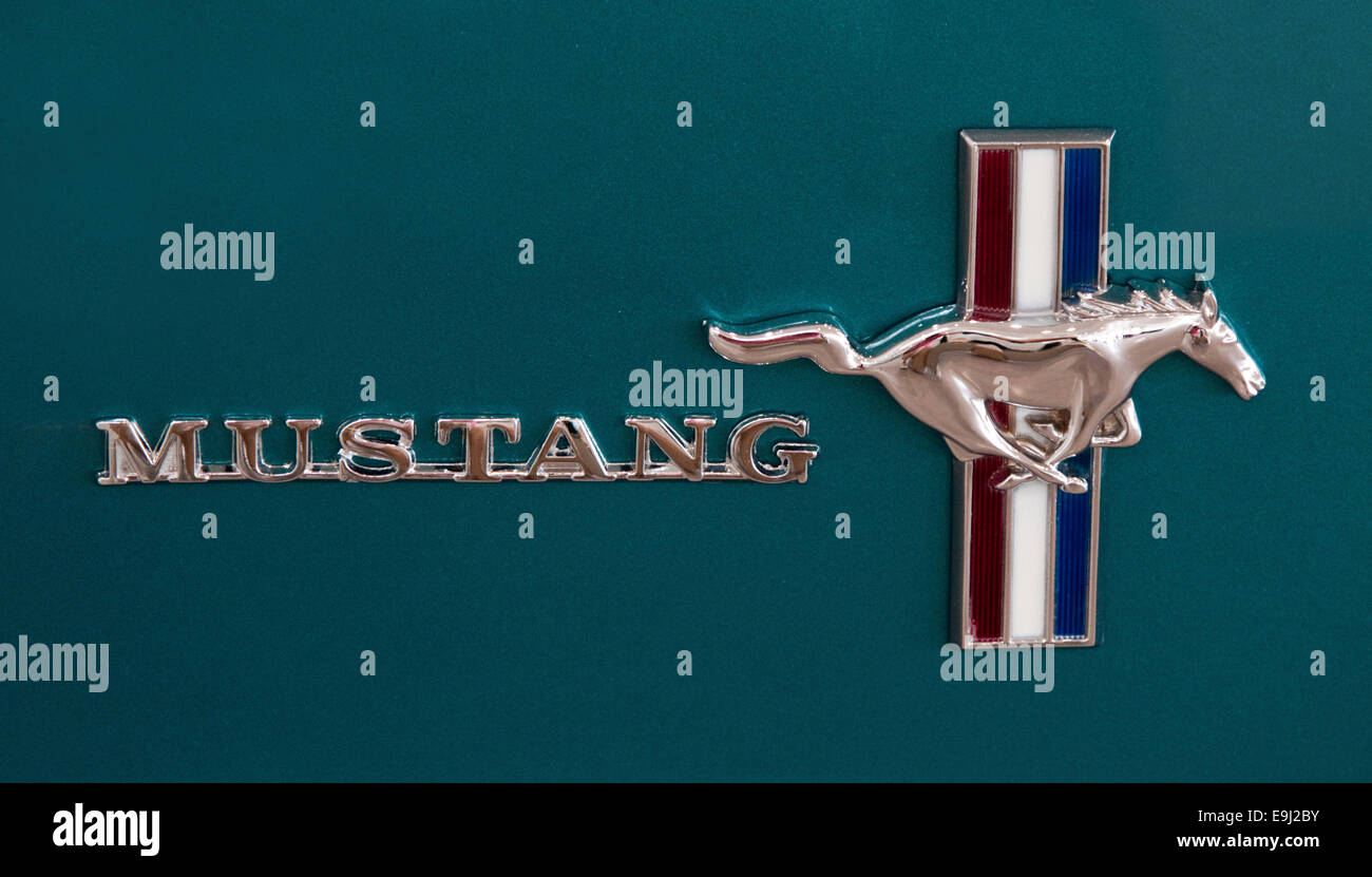 Ford mustang badge hi-res stock photography and images - Alamy