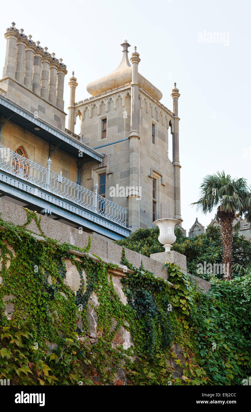 Alupka palace hi-res stock photography and images - Alamy