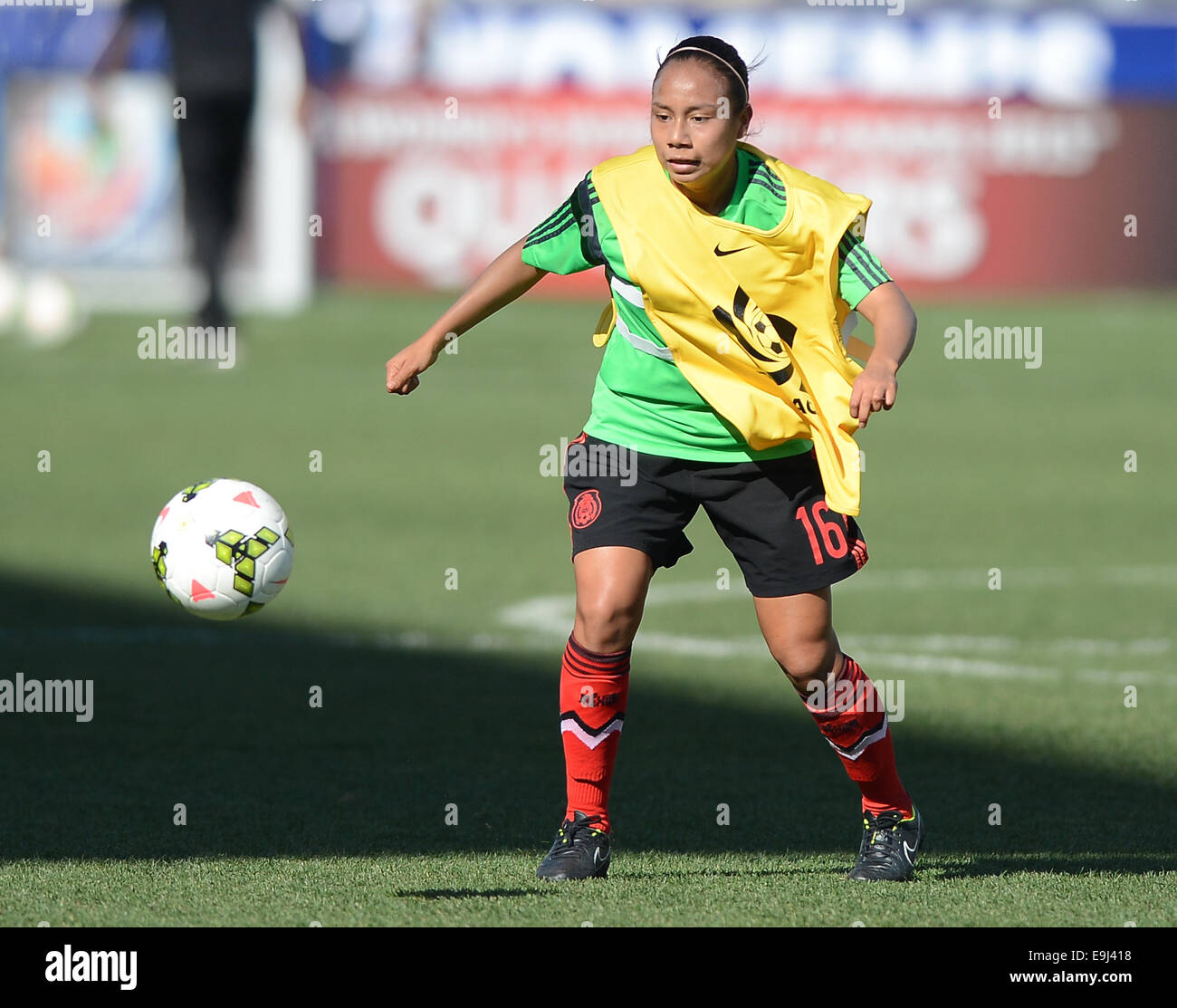 Chester, PA, USA. 26th Oct, 2014. 20141026 - Mexico midfielder Karla ...