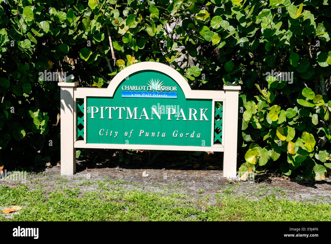 Pittman Park signpost in Punta Gorda FL Stock Photo - Alamy