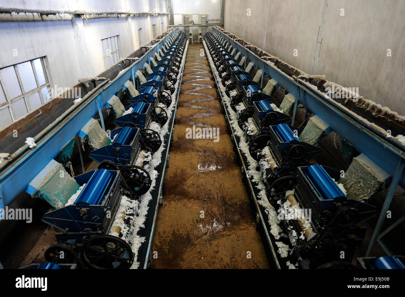 Cotton ginning mill hi-res stock photography and images - Alamy