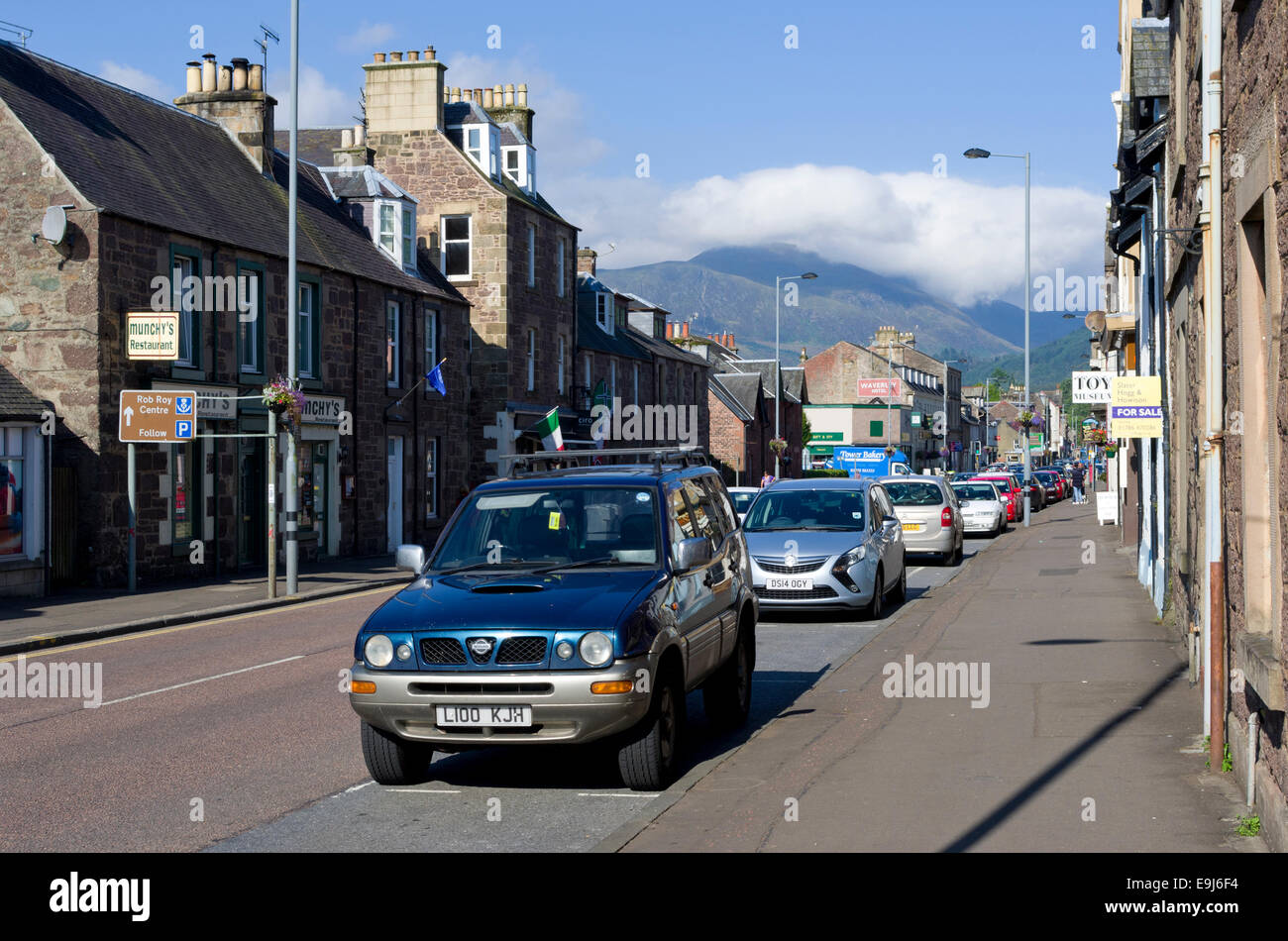 Callander Town with Ben Ledi Mountain, Trossachs, Stirlingshire ...
