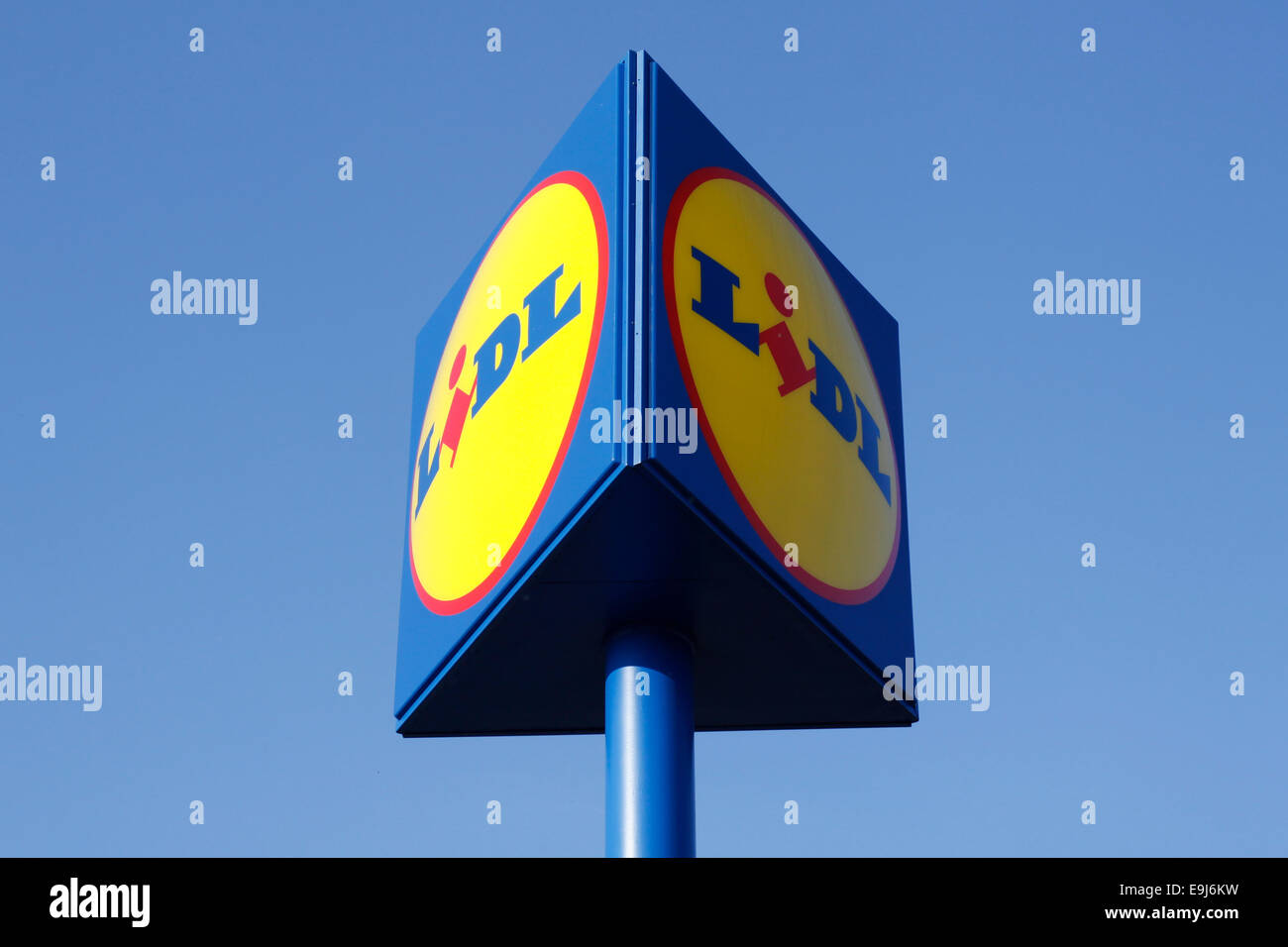 Blue yellow logo sign lidl hi-res stock photography and images - Alamy