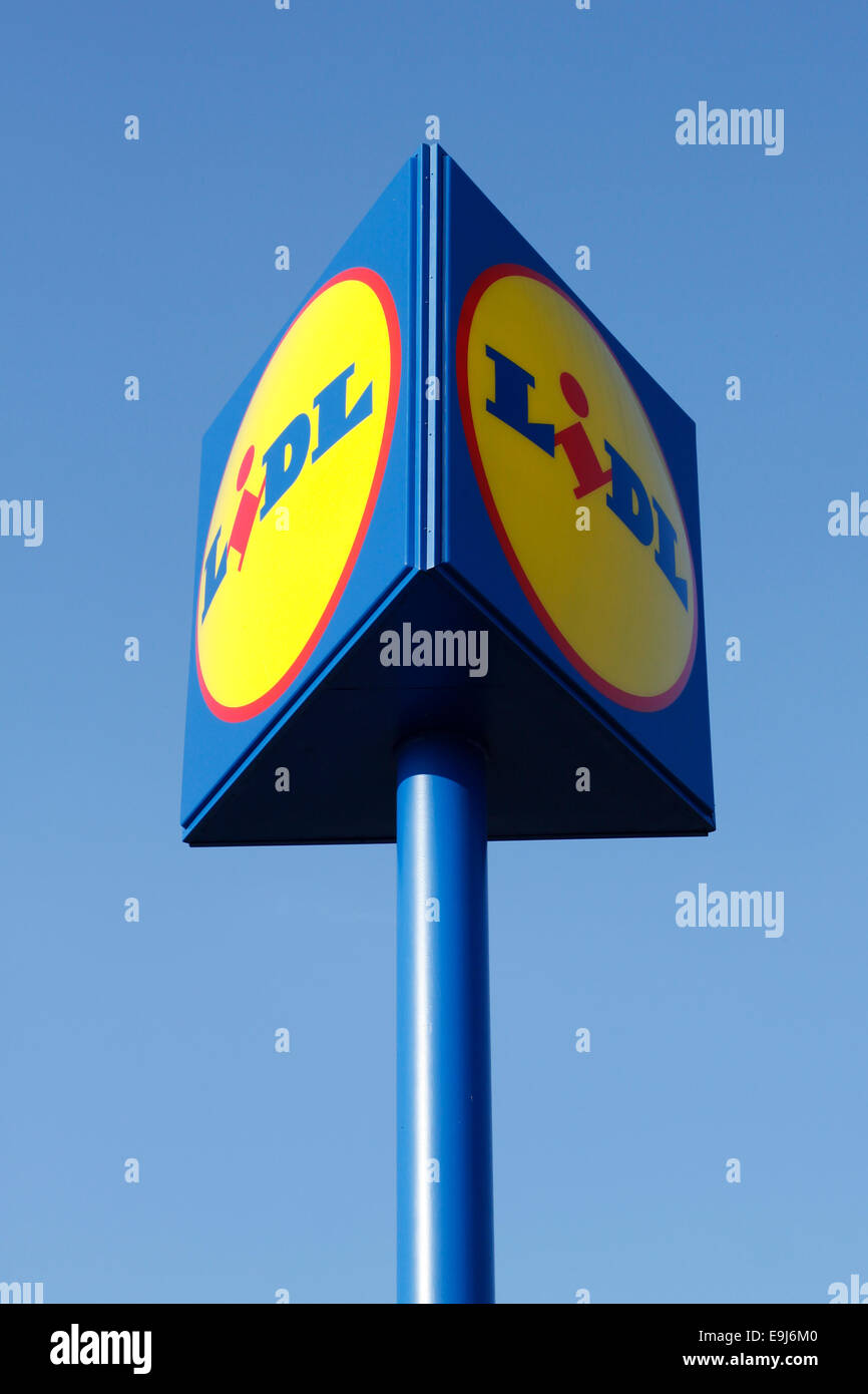 Big sign in front of Lidl store Stock Photo - Alamy