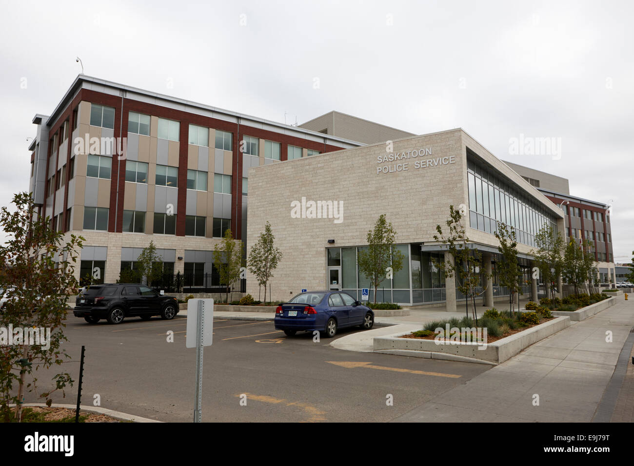saskatoon police service main police station headquarters Saskatchewan ...