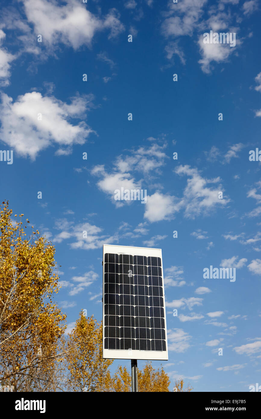 Solar panel hi-res stock photography and images - Alamy