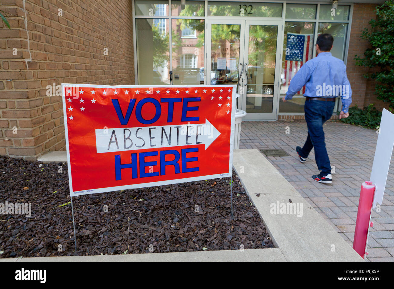 Absentee voting "Vote Here" sign - Alexandria, Virginia USA Stock Photo ...