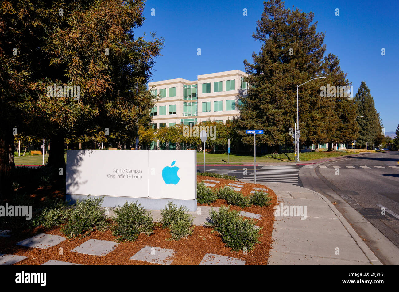 Apple Computer Company, Cupertino California USA Stock Photo - Alamy