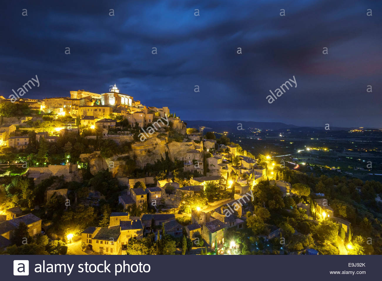 Gordes Vaucluse Provence France Stock Photos & Gordes Vaucluse Provence ...