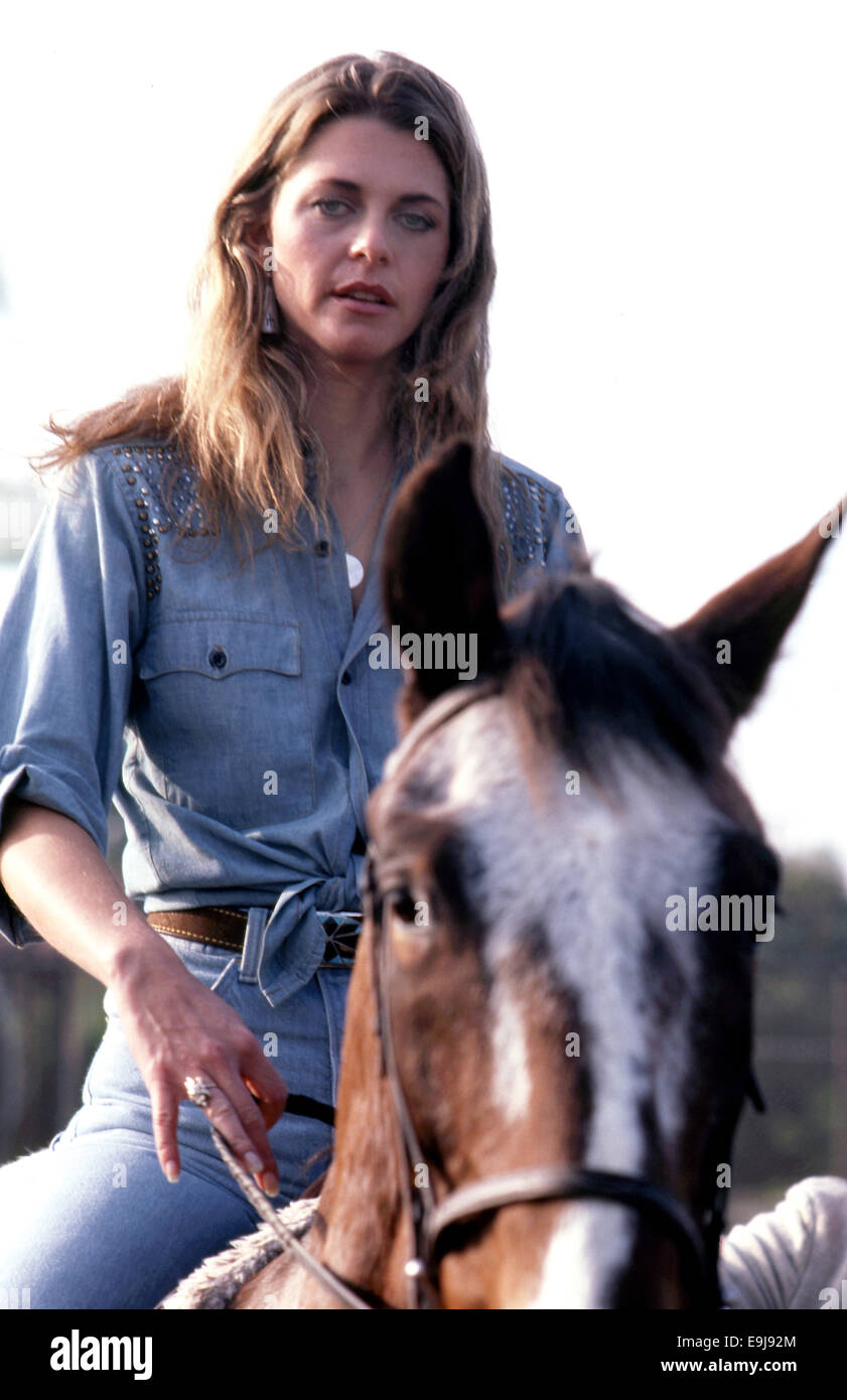 Lindsay wagner hi-res stock photography and images - Alamy
