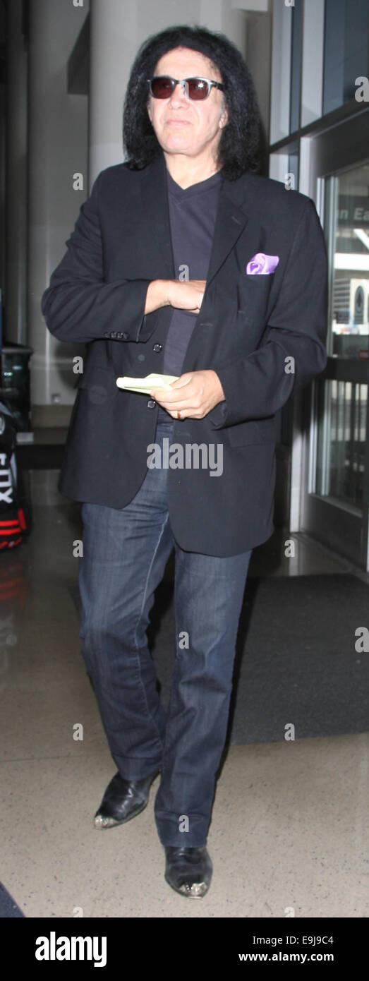Gene Simmons arrives at Los Angeles International Airport (LAX ...