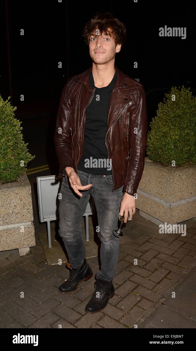 Paolo Nutini, Michelle Heaton, Kasey Smith, and Jason Sherlock arrive ...