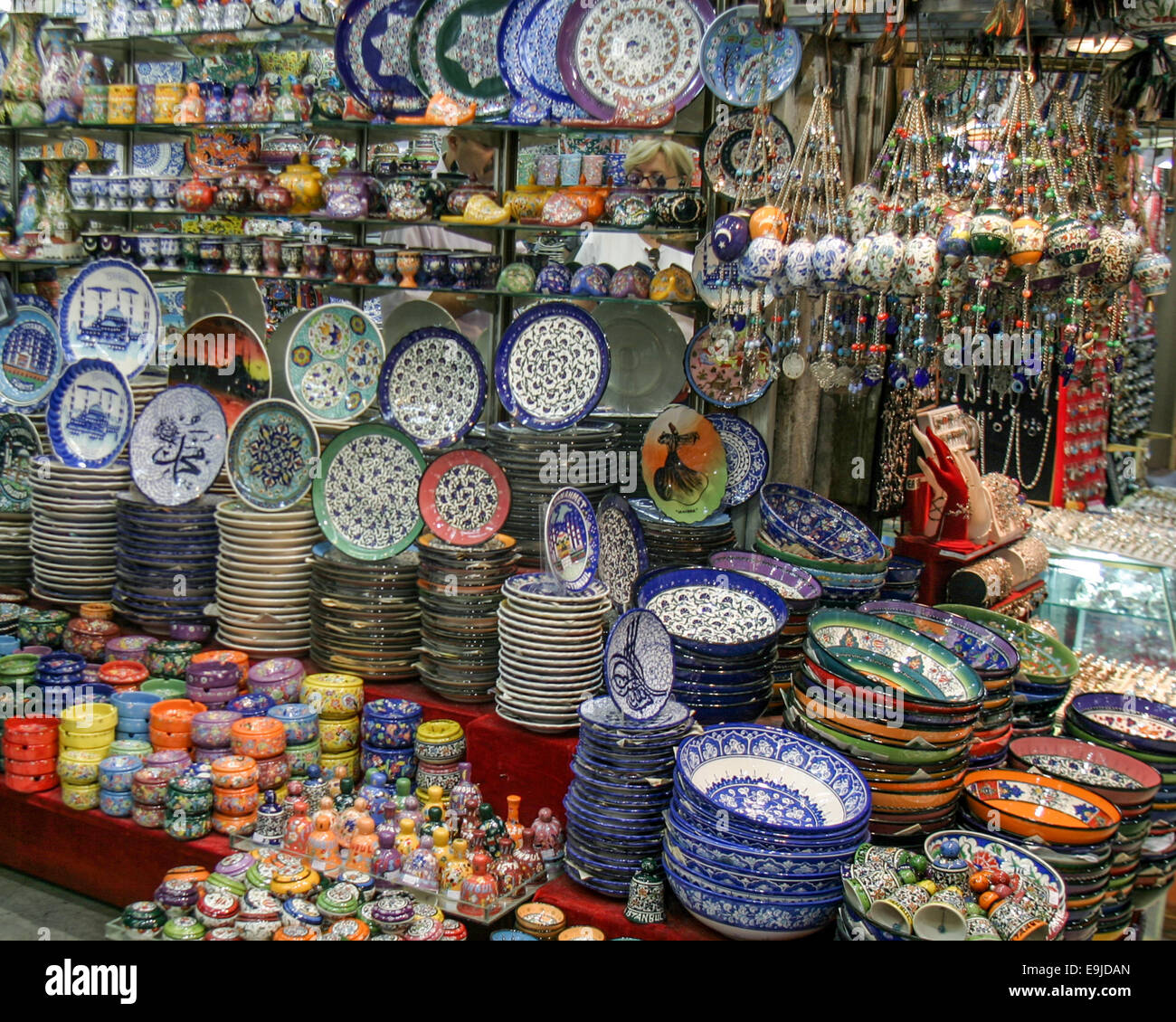 110 plates hi-res stock photography and images - Alamy