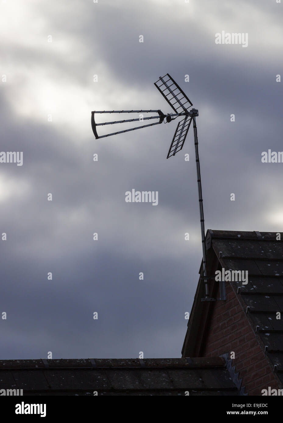 Vhf aerial hi-res stock photography and images - Alamy