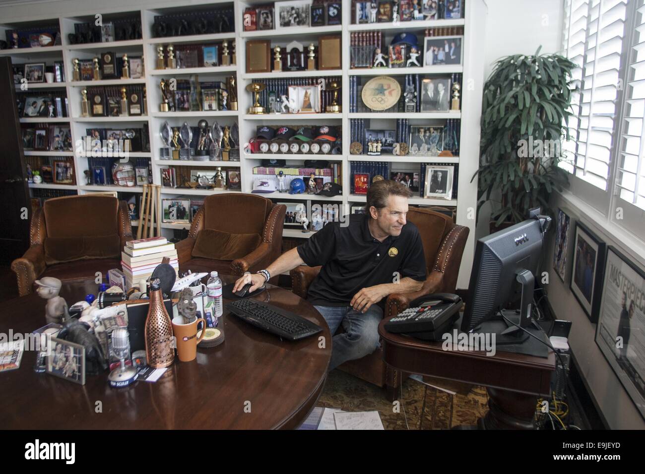 Los Angeles, California, USA. 14th Oct, 2014. Peter Guber, film ...