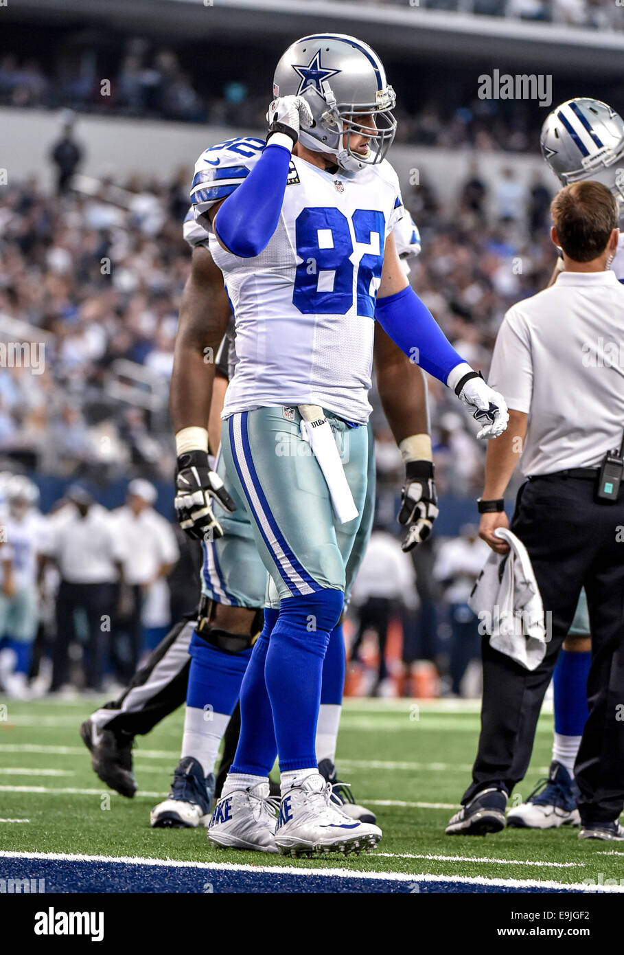 Dallas Cowboys tight end Jason Witten (82) in action.in an NFL football ...