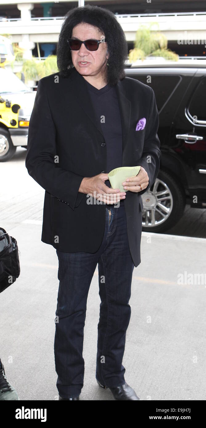 Gene Simmons arrives at Los Angeles International (LAX) airport ...