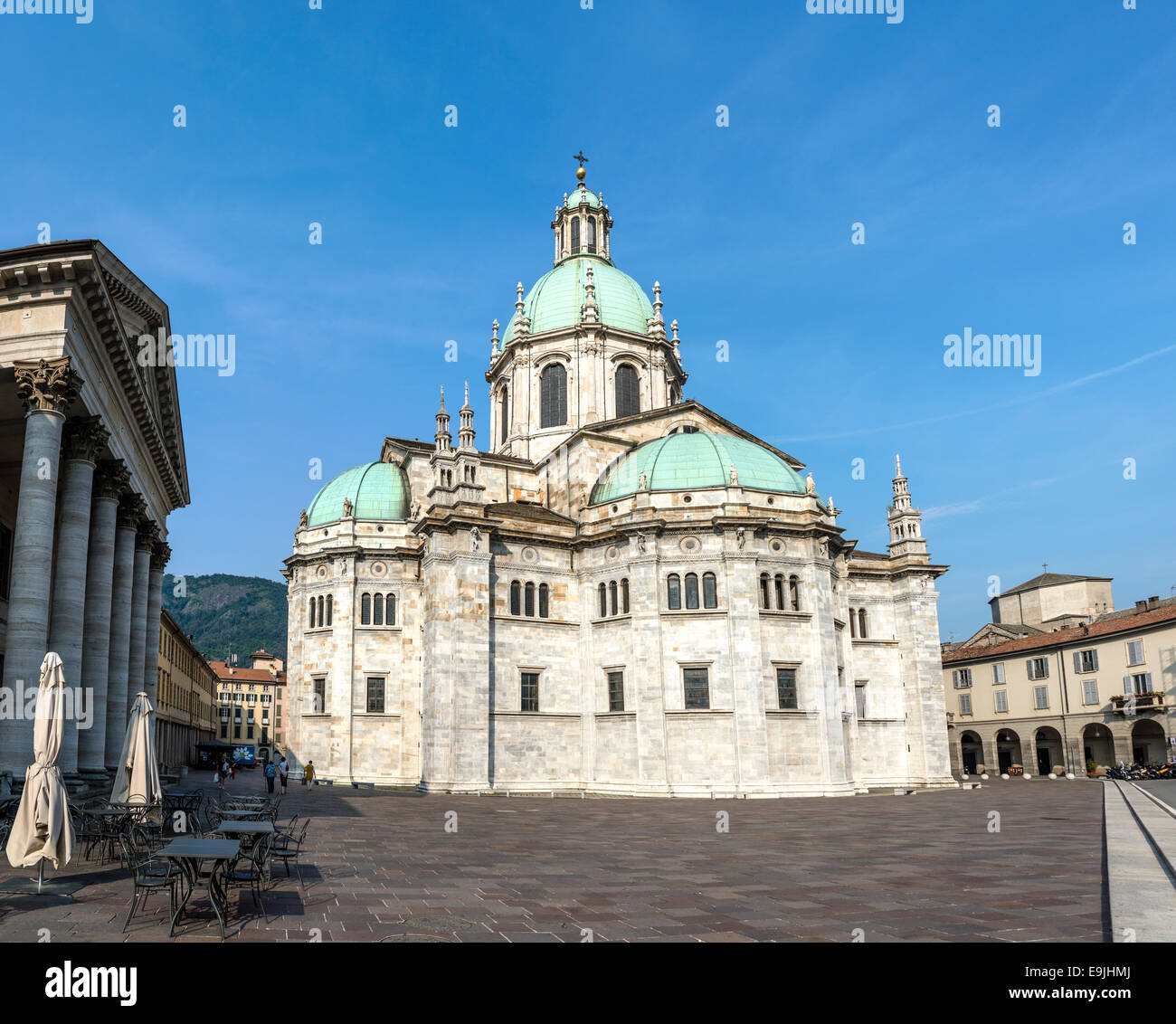 Como cathedral history hi-res stock photography and images - Alamy