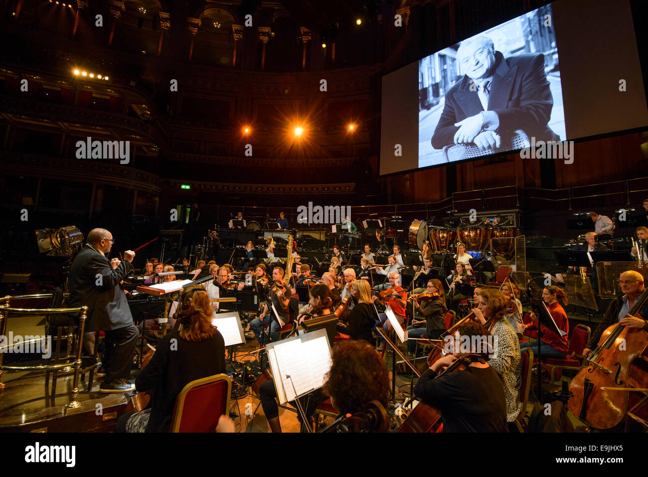 Backstage concert hall hi-res stock photography and images - Alamy