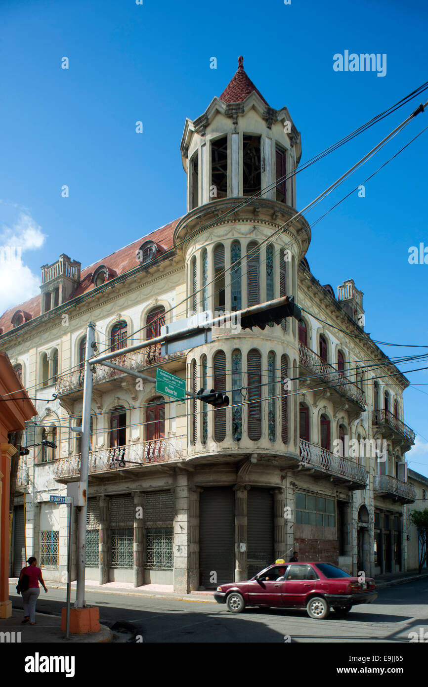 Dominikanische Republik, Osten, San Pedro de Macoris, Edificio Morey ...