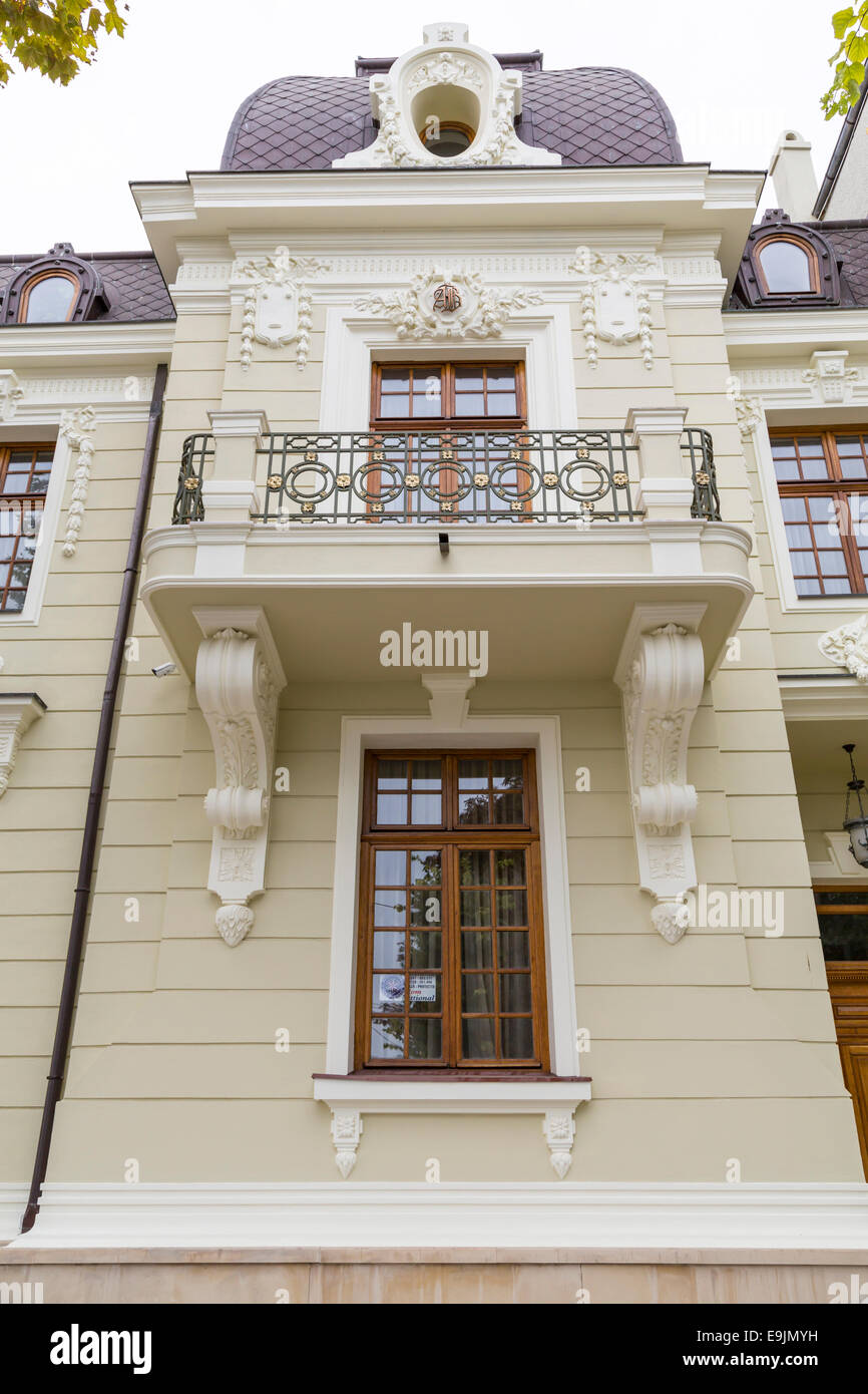 Modern building architecture in Constanta, Romania Stock Photo - Alamy