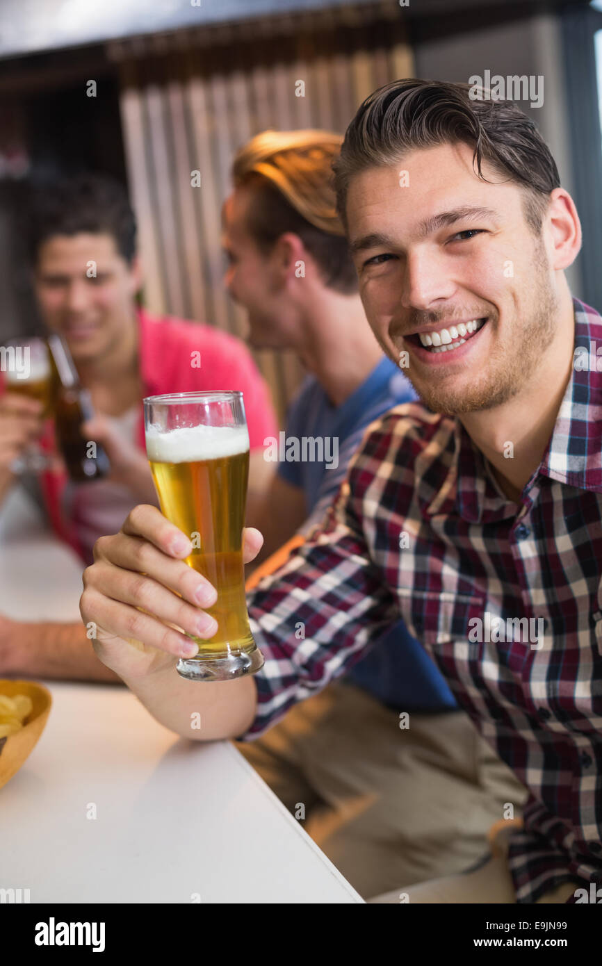 Pint discussion hi-res stock photography and images - Alamy