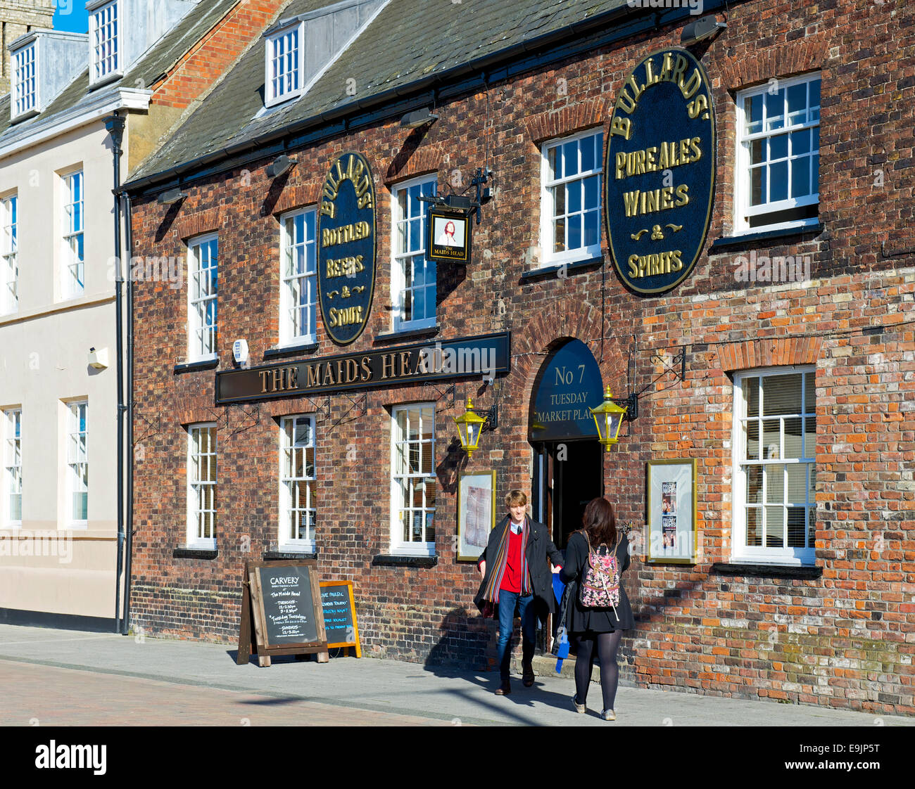Norfolk pub hi-res stock photography and images - Alamy