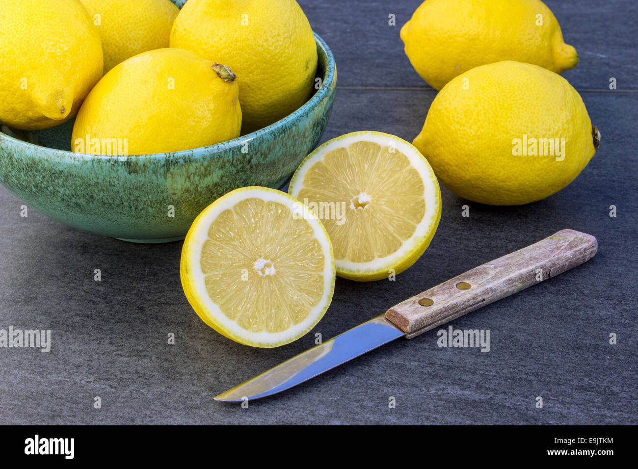 Bowl of lemons hi-res stock photography and images - Alamy