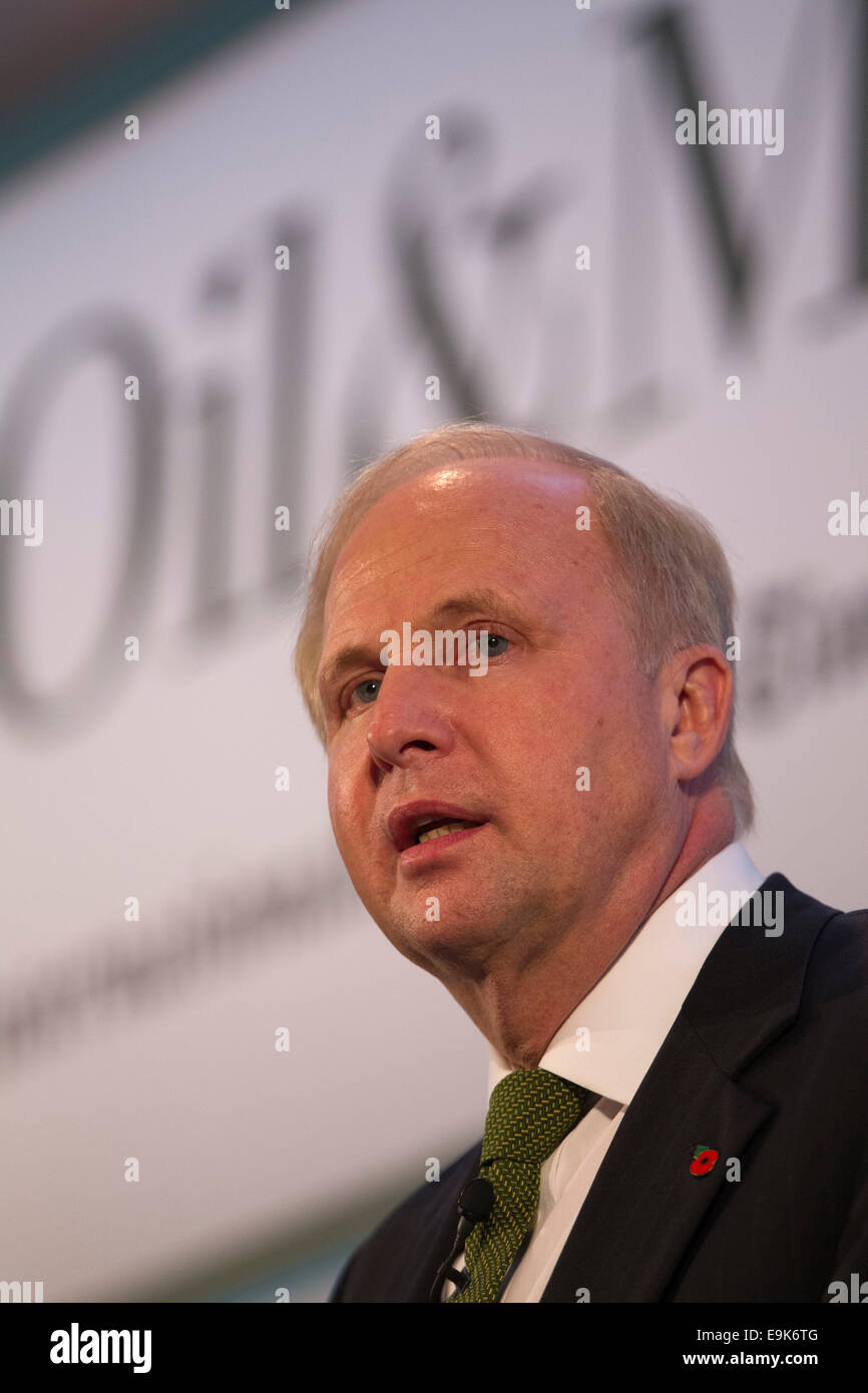 Group chief executive british petroleum hi-res stock photography and ...