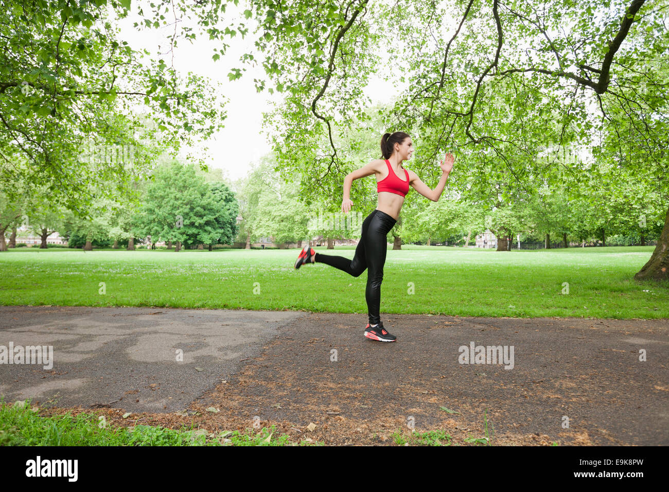 Person jogging side view hi-res stock photography and images - Alamy
