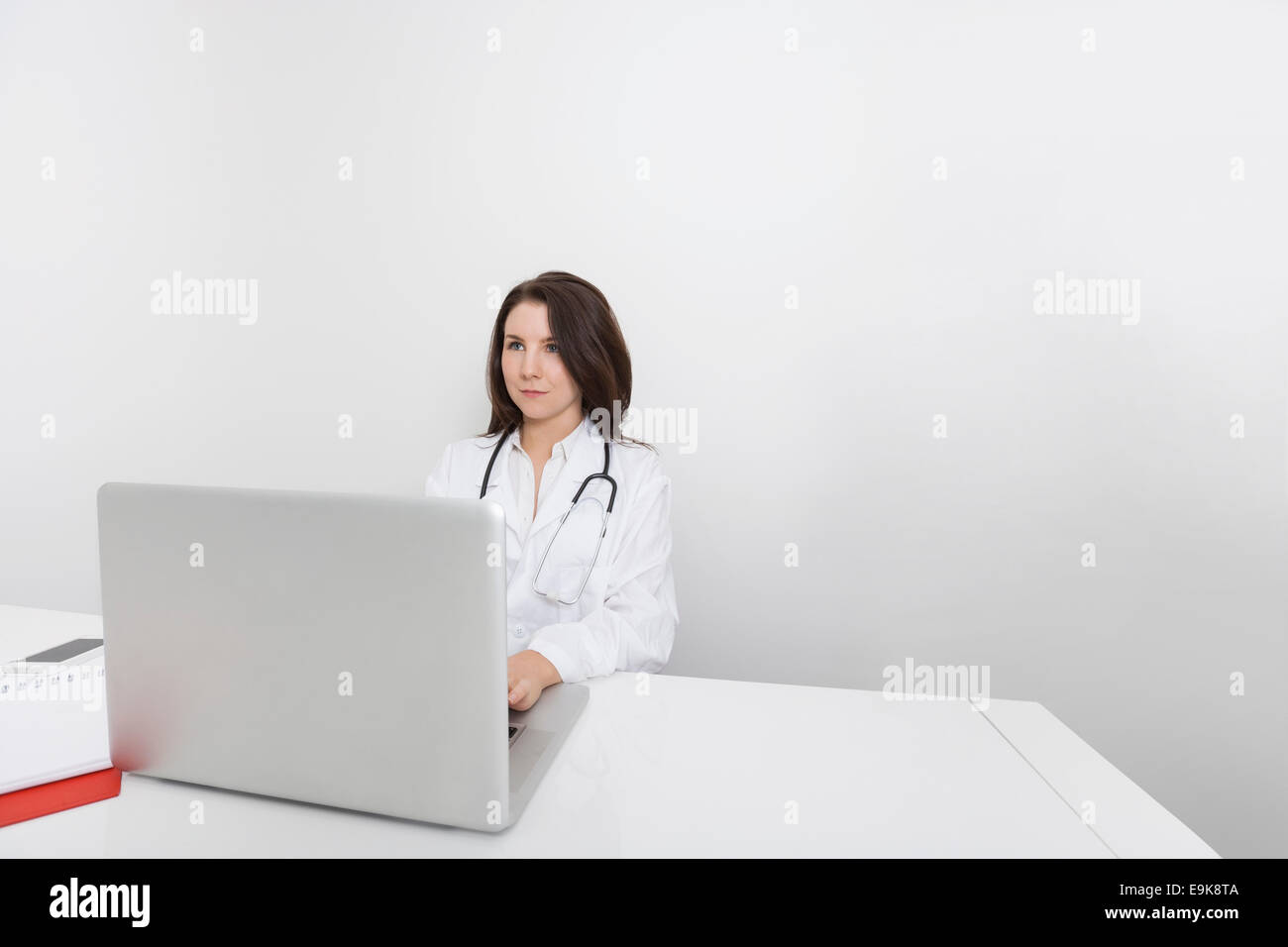 Doctors office door hi-res stock photography and images - Alamy
