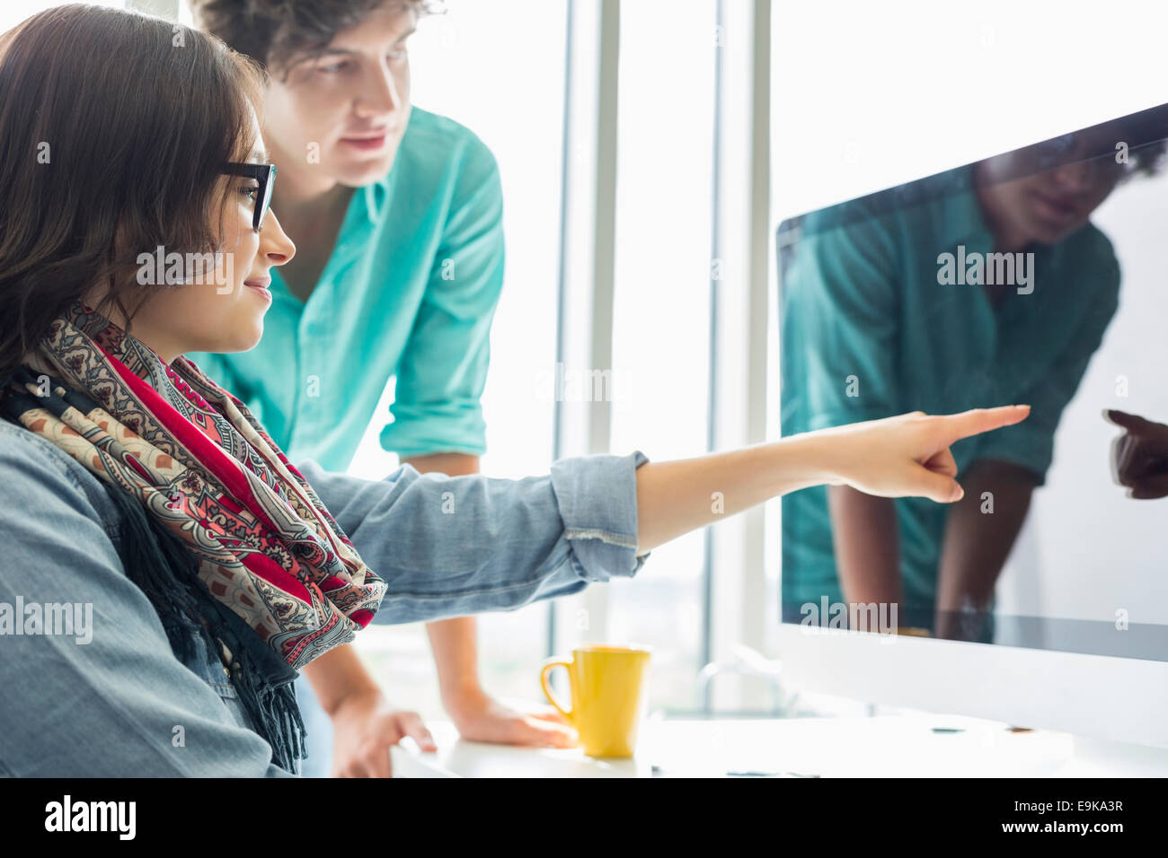 Showing something on screen hi-res stock photography and images - Alamy