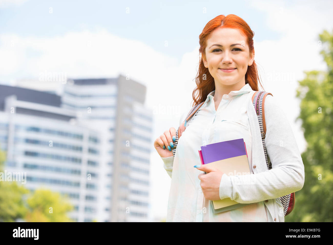 Beautiful university campus hi-res stock photography and images - Alamy