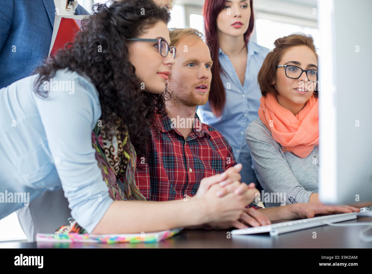 People working together hi-res stock photography and images - Alamy