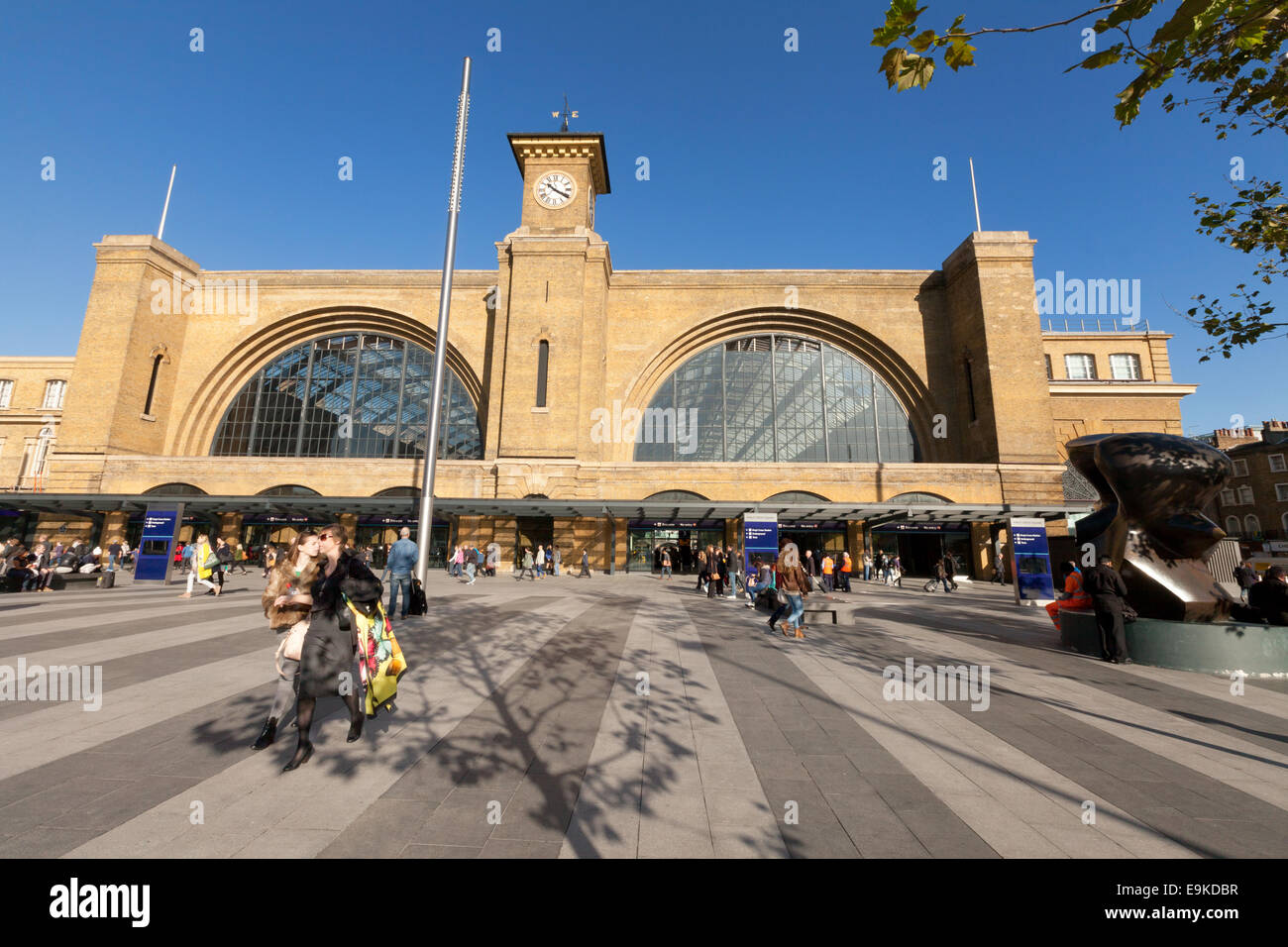 Kings cross hi-res stock photography and images - Alamy
