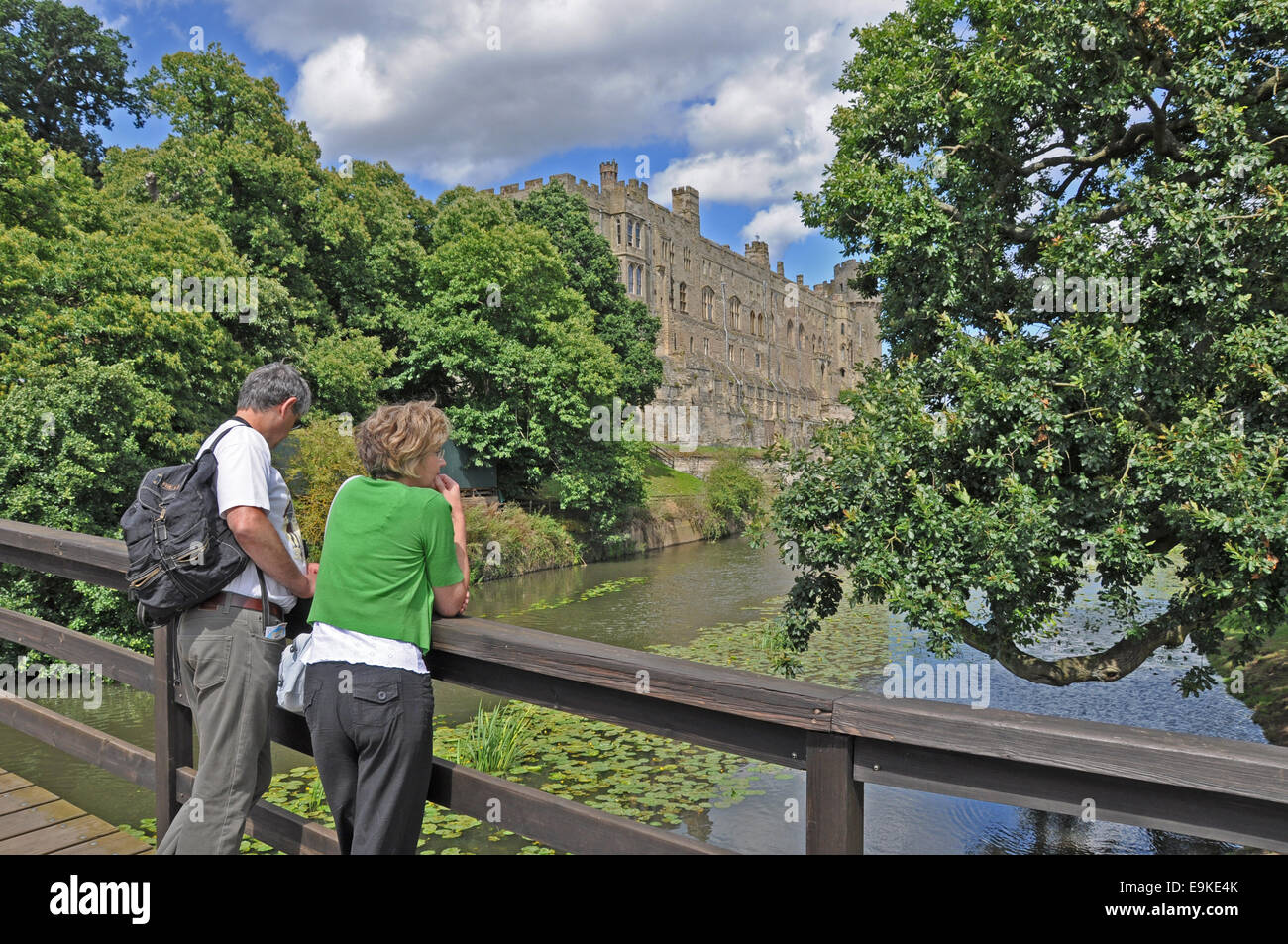 Warwick Castle Bridge River Avon High Resolution Stock Photography and ...